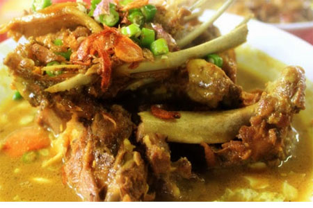 Nikmatnya Rasa Tengkleng Bu Edi di Pasar Klewer Solo yang ternyata jadi ...