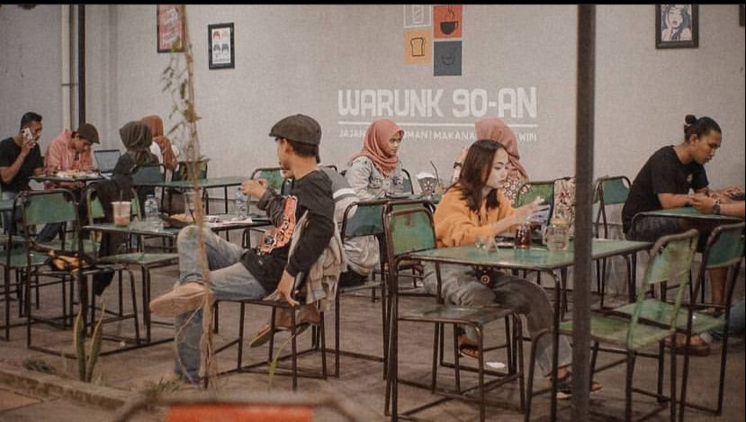 Tempat tongkrongan dengan tema era 90an ada di Pemalang | Jateng Live